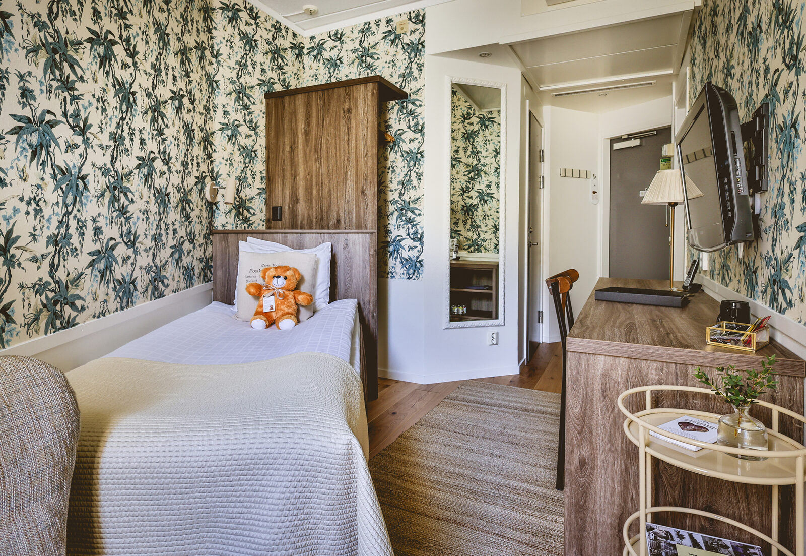 Single Room Moderate | Book Hotel Room - Freys Hotel